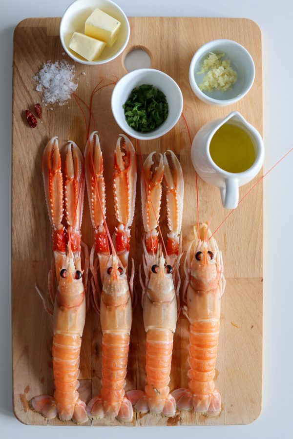 Langustine cu unt, usturoi si lamaie - hayateria