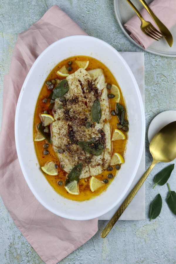 Cod alb cu unt brun, salvie si capere - hayateria